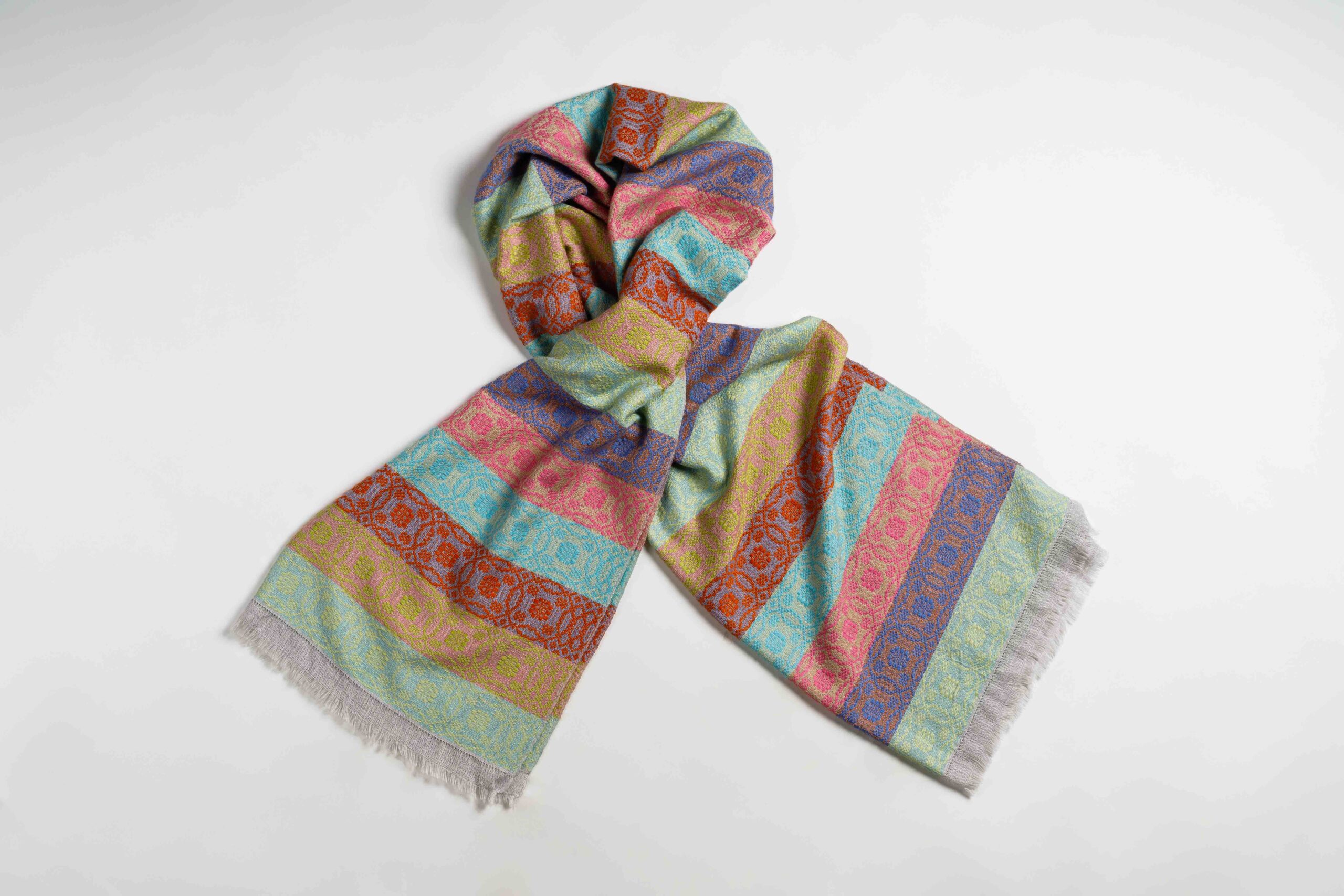 Crazy Pinto scarf - IJOdesign